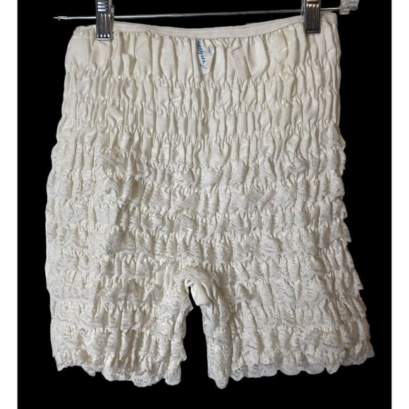 Vintage | Intimates & Sleepwear | Vintage White Lace Ruffled Square ...
